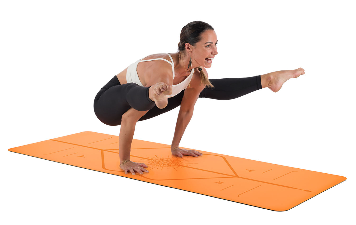 Wie man die Glühwürmchen-Pose (Tittibhasana) macht | Liforme